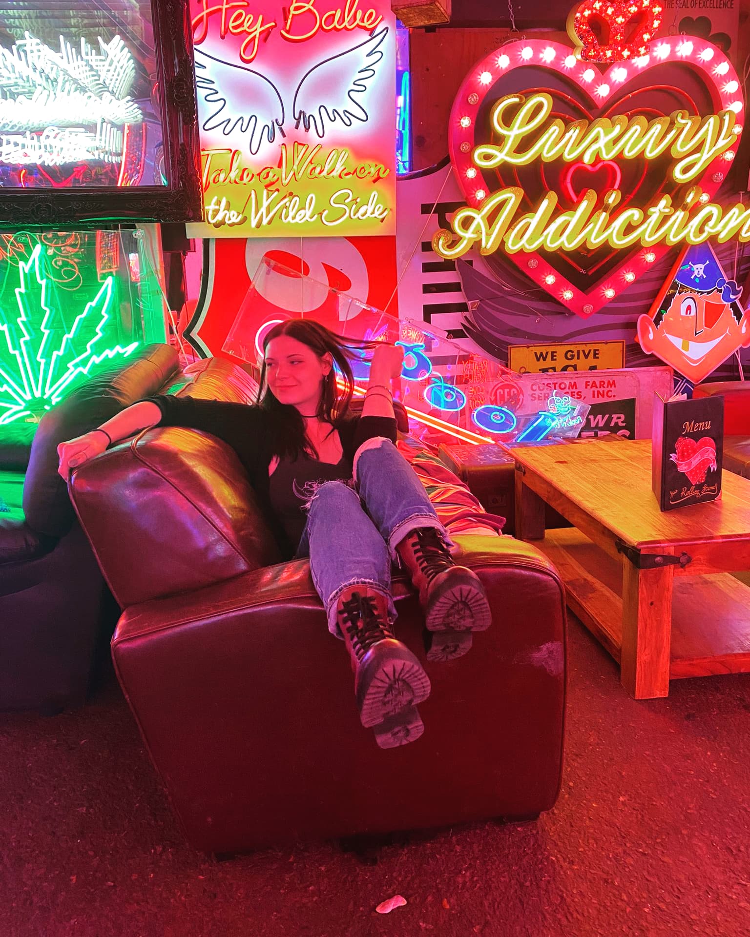 Lilitheas Photos | Free Alternative Dating